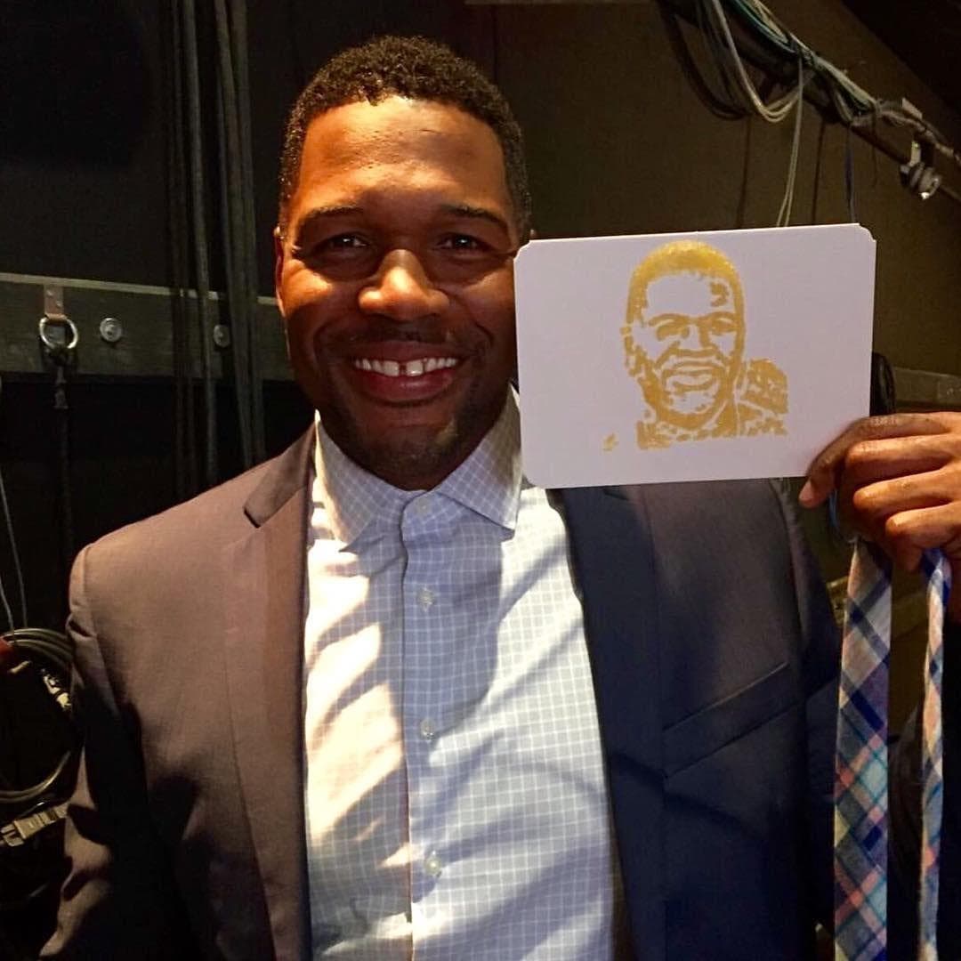 40+ Celebrities With Gapped Teeth