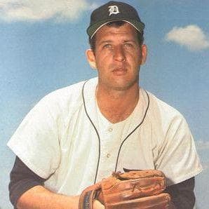 Every MLB Pitcher With a 300 Strikeout Season, Ranked