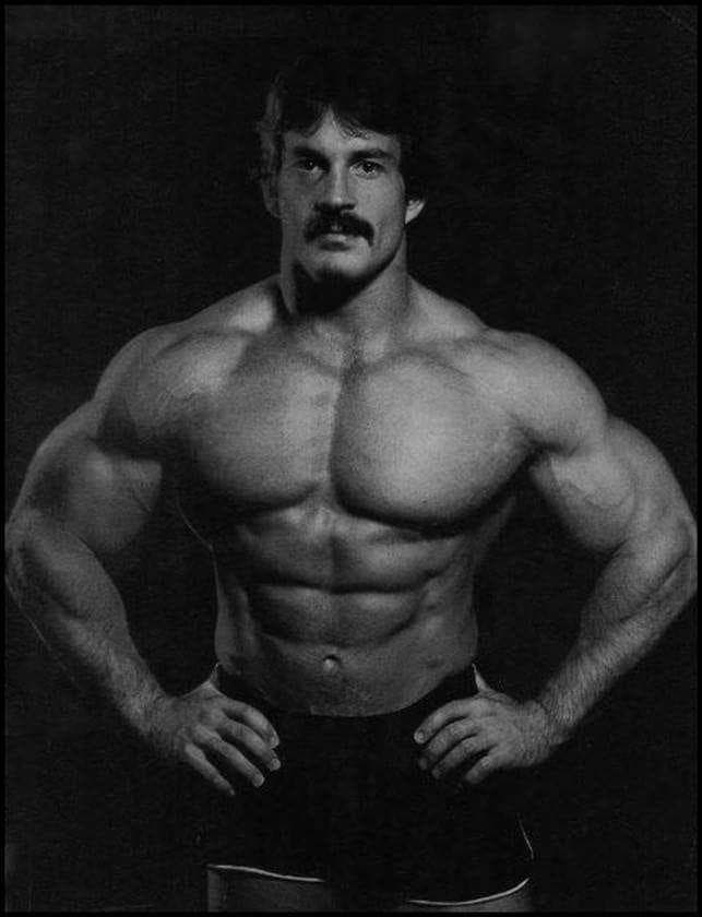 Hot Male Bodybuilders | List of Sexy Guys with Muscles