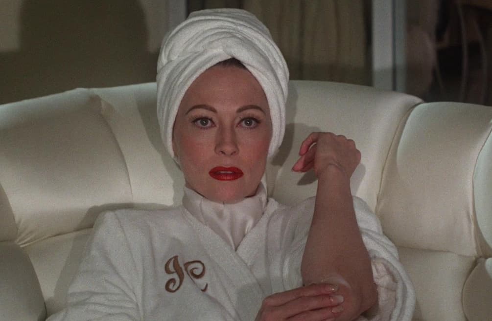 14 Movies That Destroyed Actors' Careers (But Worth Watching)