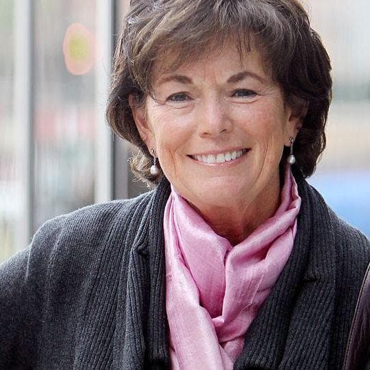 The Best Retired News Anchors & Former News Presenters, Ranked