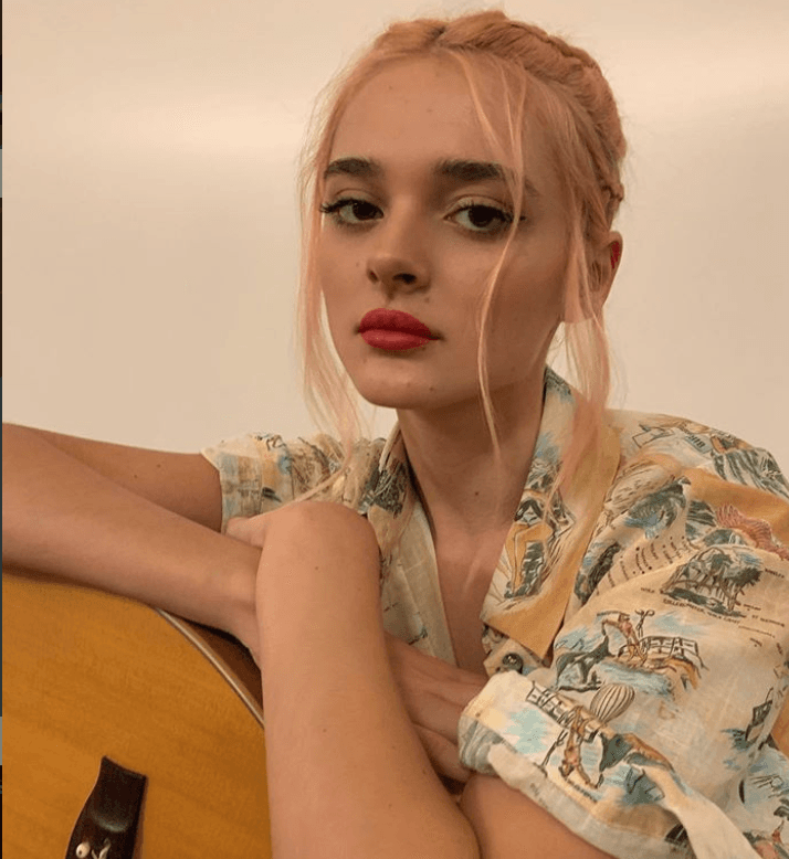 Cody Simpson's Dating and Relationship History