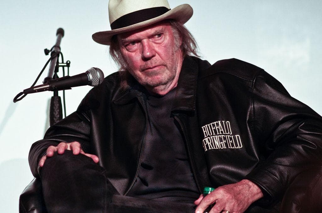 50+ Celebrities Who Have Aged the Worst | List of Celebs Aging Badly