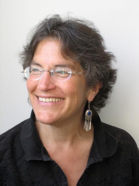 Famous Peace Activists | List of the Top Well-Known Peace Activists