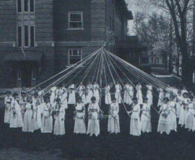 The 15 Most Haunted College Campuses In The United States