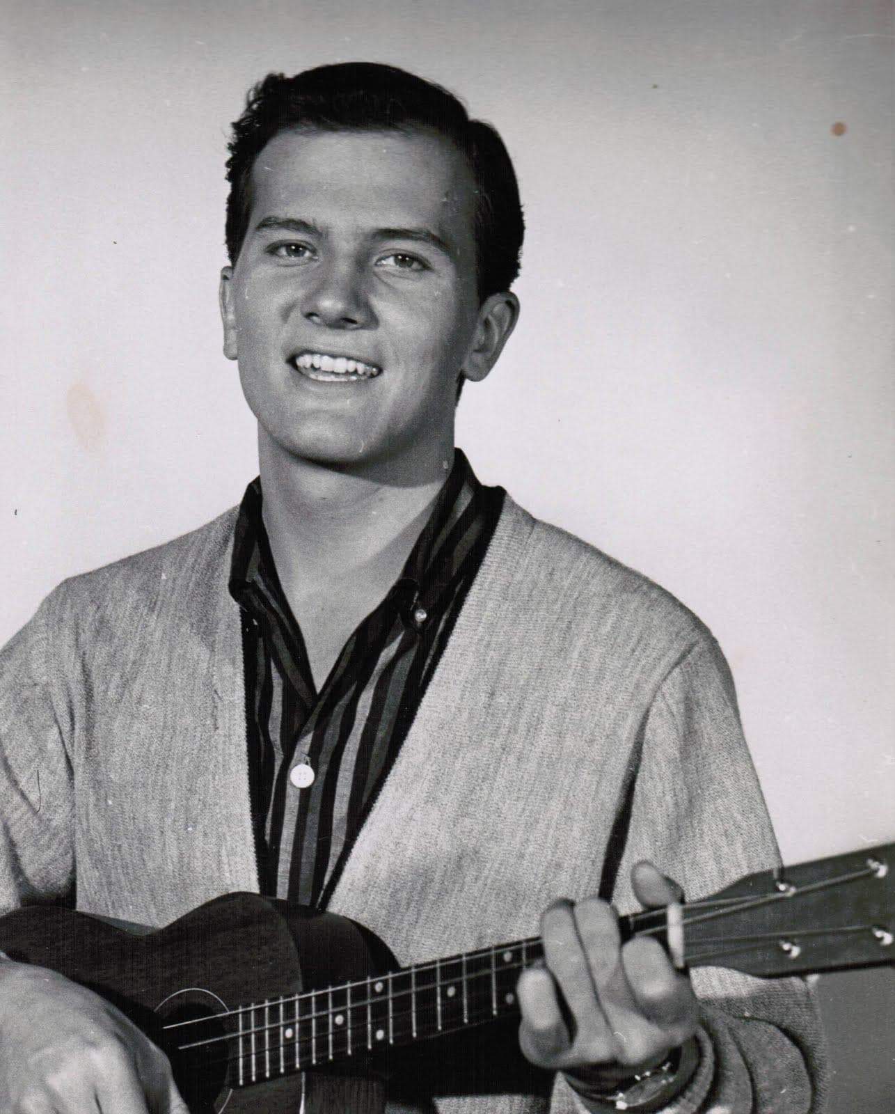 Old Rock Stars You Didn't Realize Are Still Alive