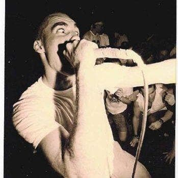 Straight Edge Celebrities | Famous People Who Don't Drink or Smoke