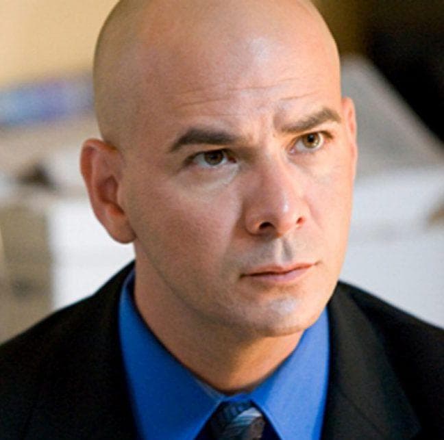 Neve Campbell's Dating and Relationship History