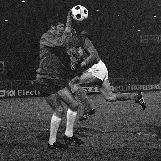 The 17 Best Chelsea Keepers Ever, Ranked By Soccer Fans