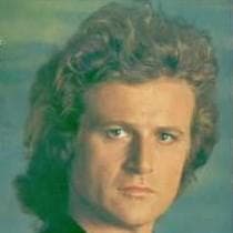 Famous Male Opera Singers | List of Best Male Opera Singers