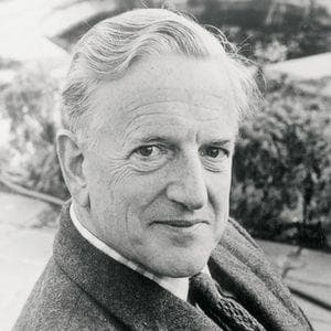 Famous Male Opera Singers | List of Best Male Opera Singers