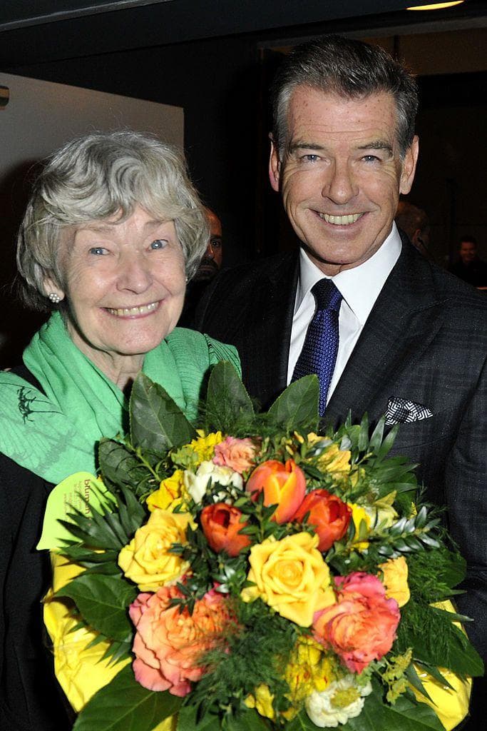 Famous People Raised by Single Mothers | Celebrities Who Had Single Moms