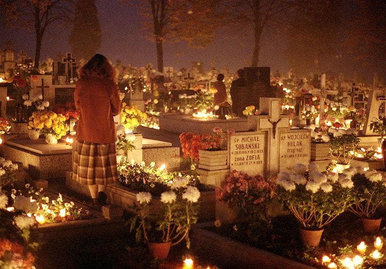 15 Pictures of How Halloween Is Celebrated Around the World