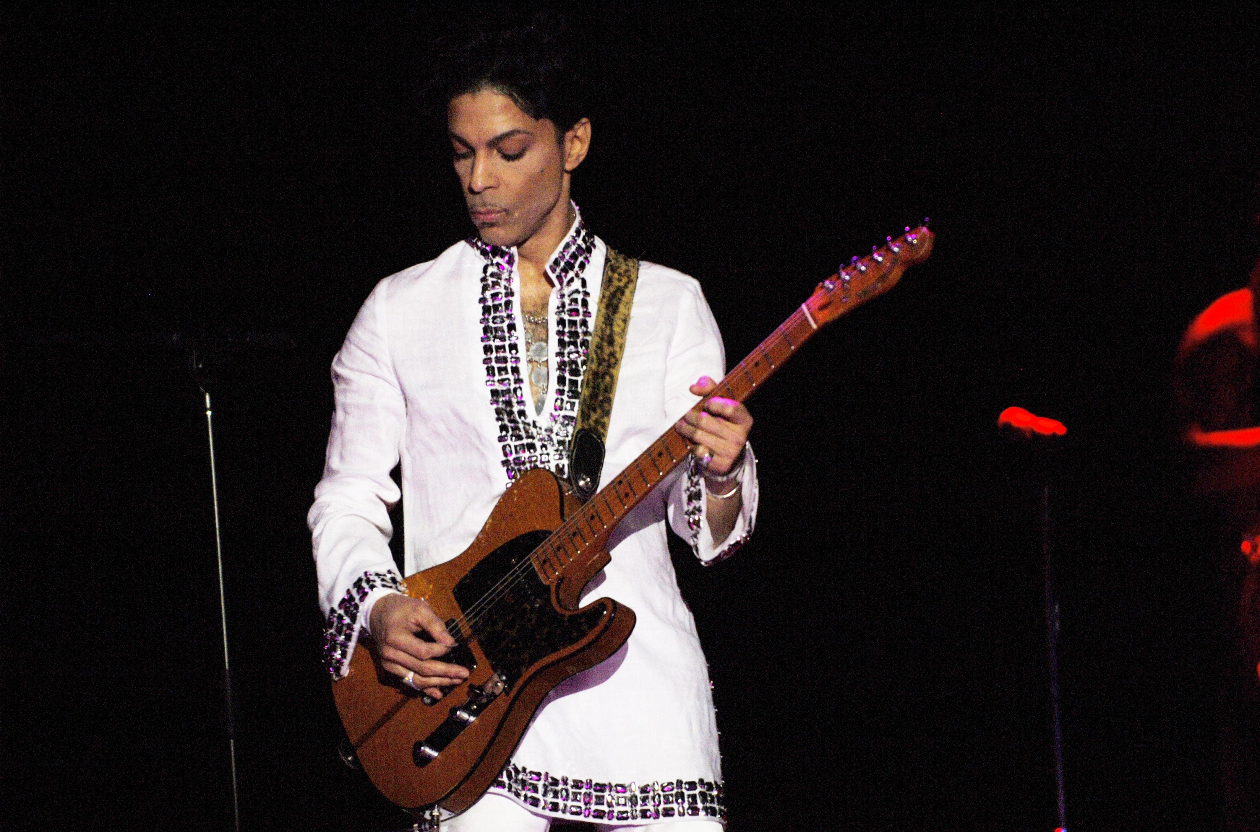 Famous People with Epilepsy | List of Epileptic Celebrities