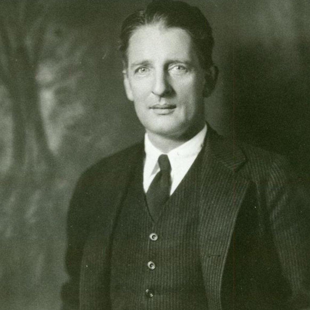 Famous Wizards | List of Famous Mystics and Occultists