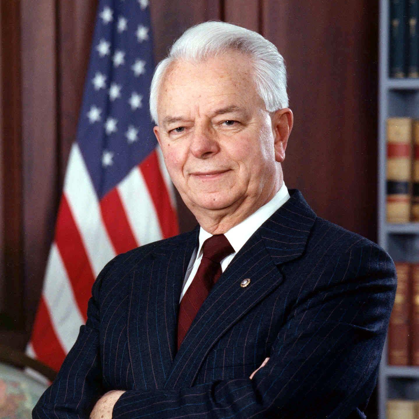 33 Famous Tau Kappa Epsilon | Celebrities in TKE