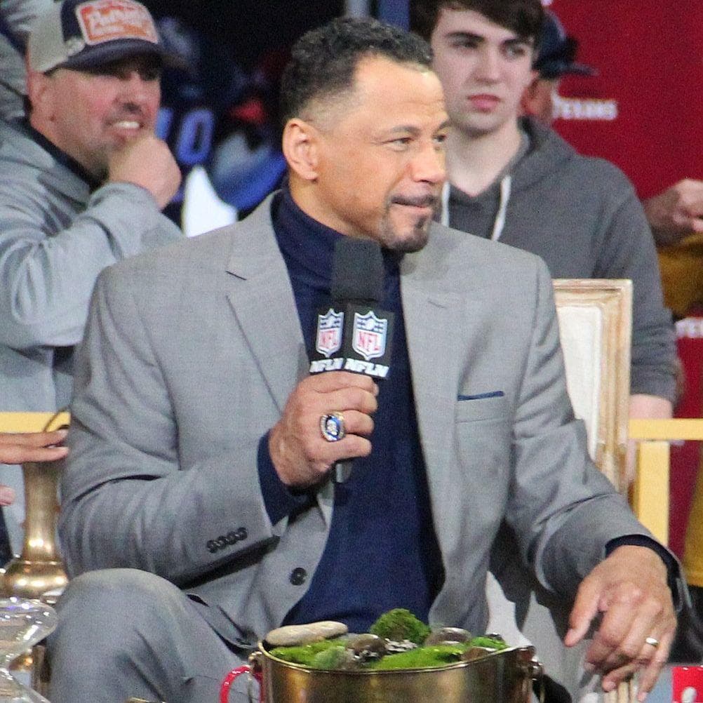 The 25+ Best Athletes Who Wore Number 26, Ranked