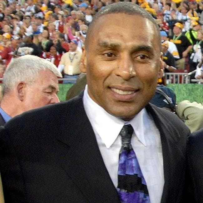 The Best Athletes Who Wore Number 33, Ranked By Fans