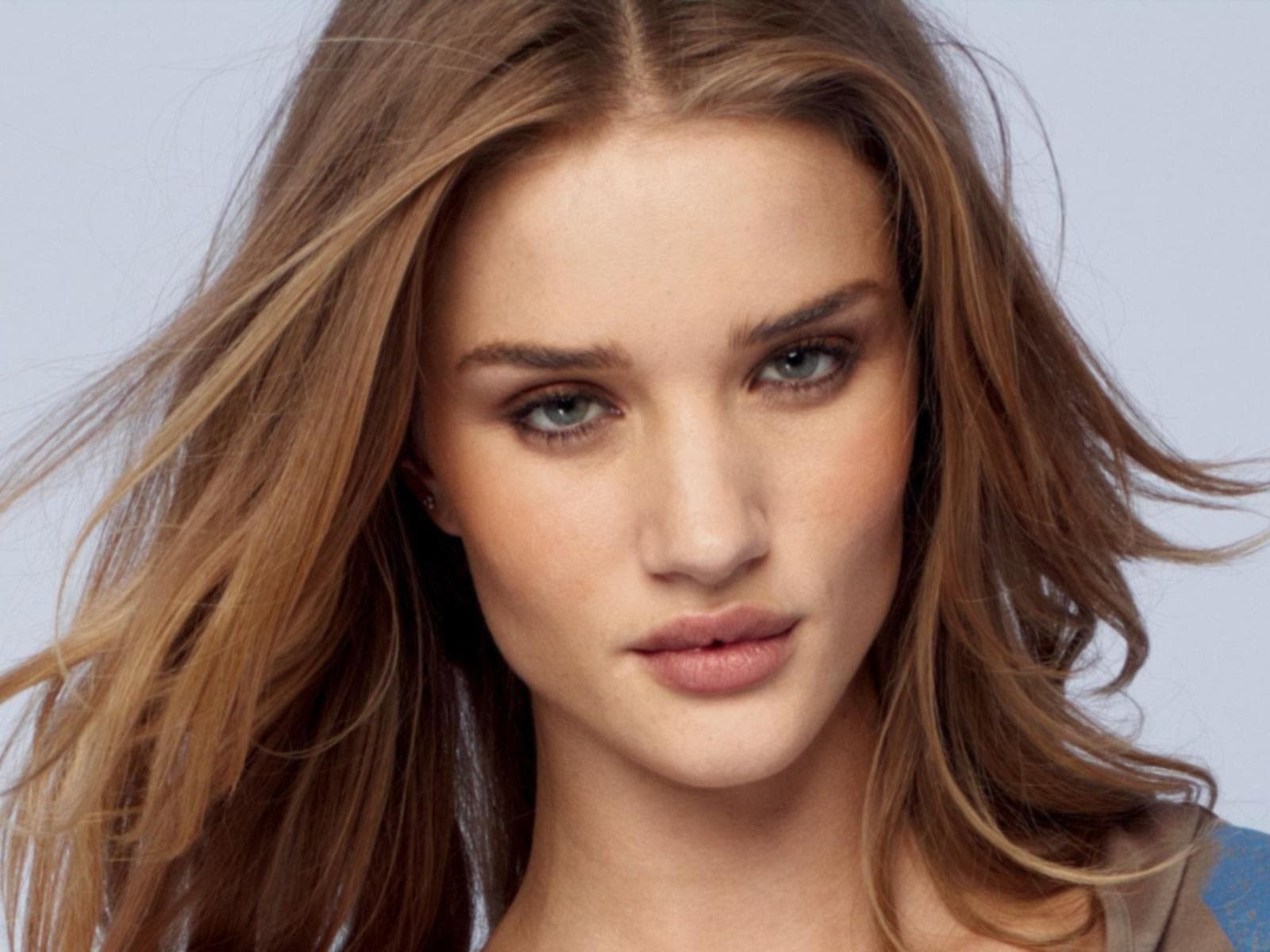 The Most Attractive English Fashion Models, Ranked