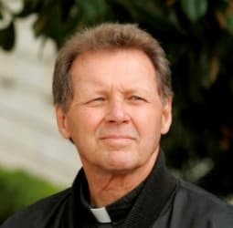 Famous Priests | List of the Top Well-Known Priests