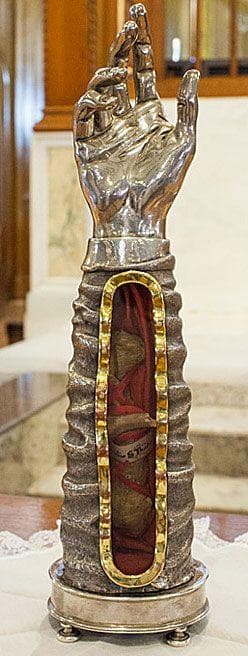 You Can Visit The Body Parts Of These Dead Catholic Saints Right Now