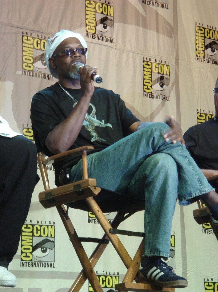 Famous Stutterers | List of Celebrities & People Who Stutter