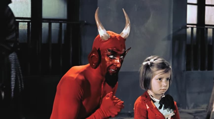 The 15 Weirdest Christmas Movies Of All Time, Ranked By Fans